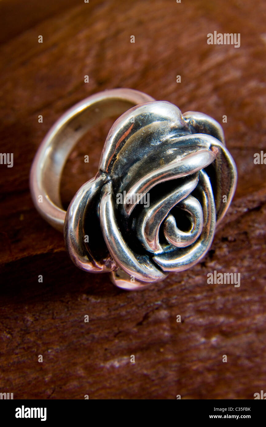 Golden jewel ring hi-res stock photography and images - Alamy