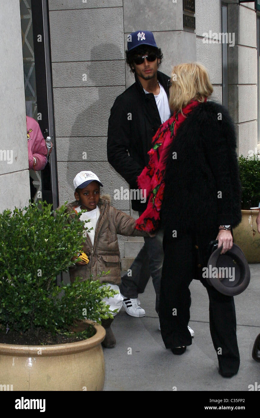 Madonna at the Kabbalah Centre with her adopted son, David Banda, and ...