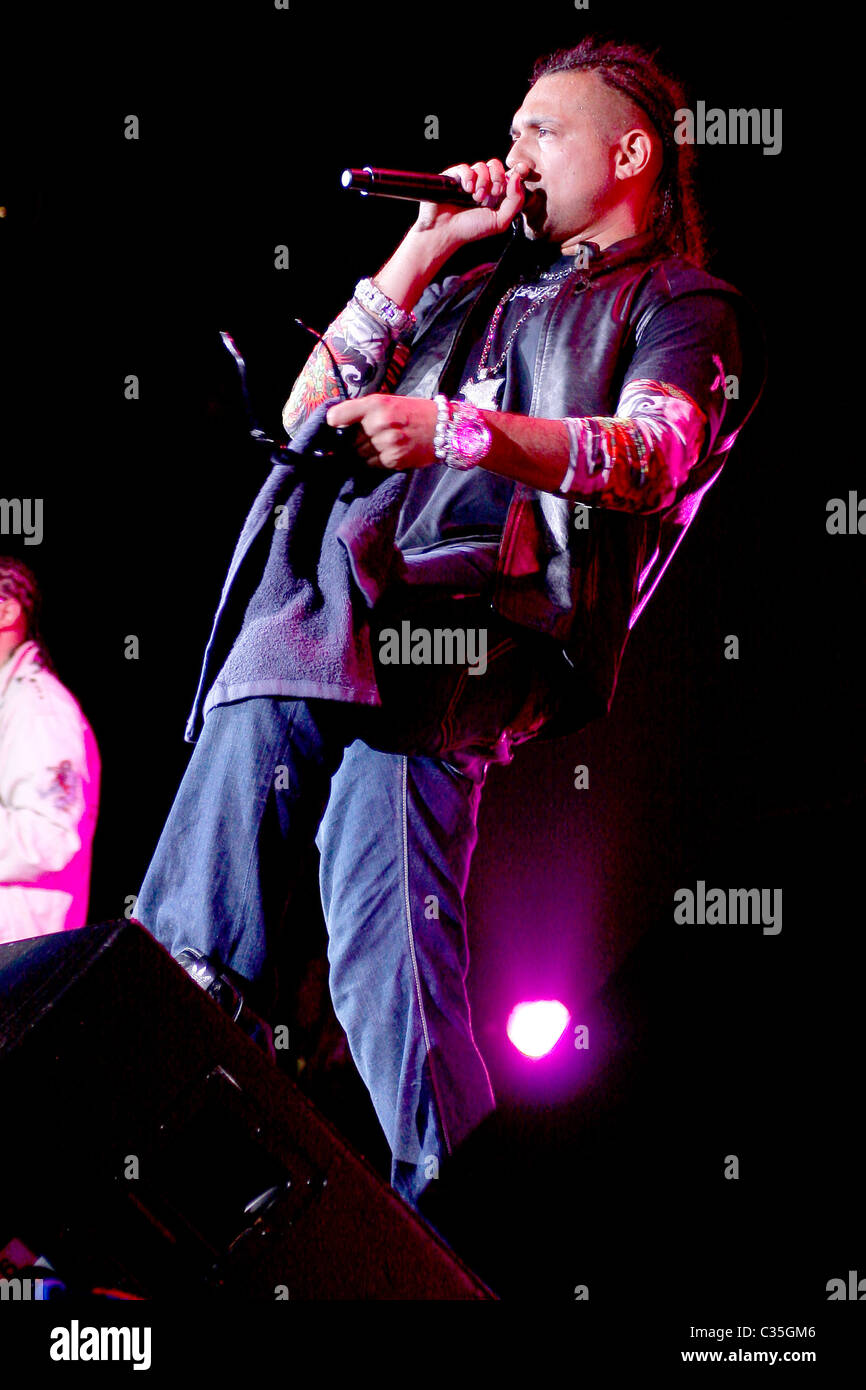 Sean Paul Live Your Life Concert with T.I. and Friends at the American ...