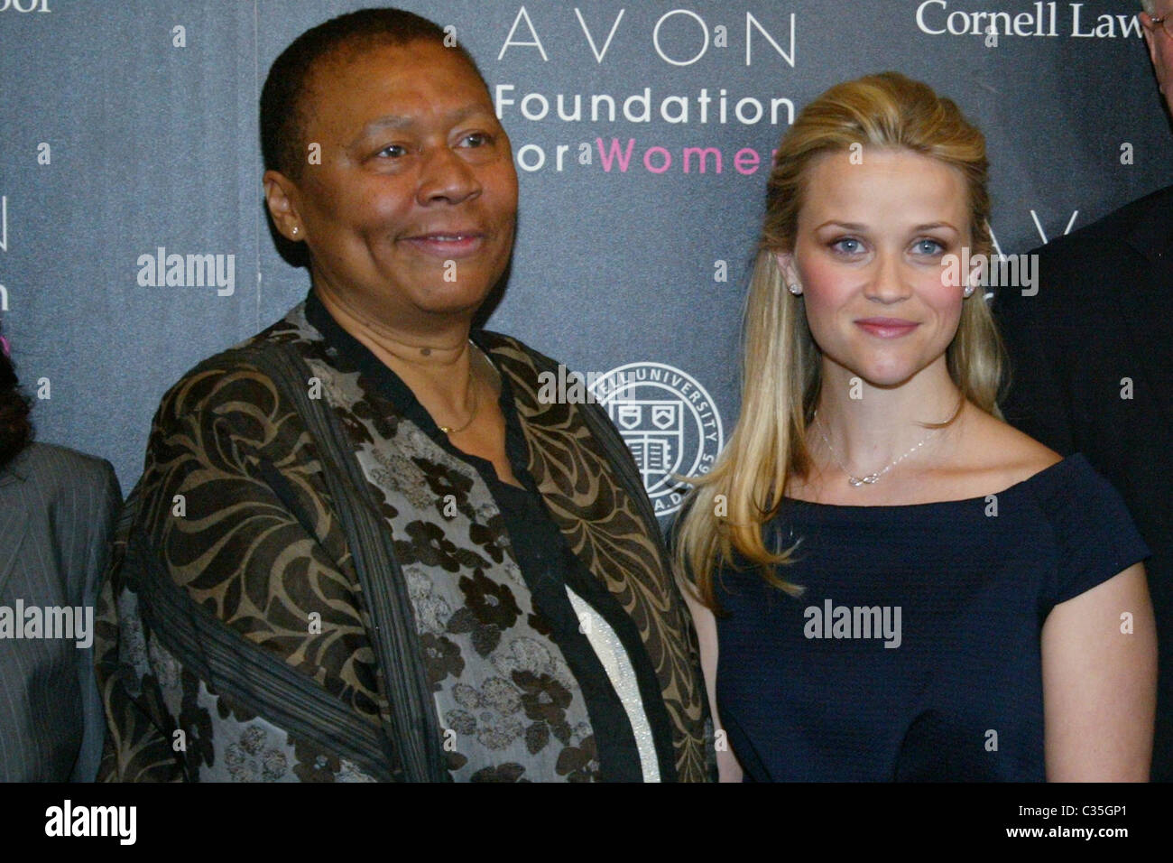 Barbara Holden-Smith, Reese Witherspoon Avon Global Ambassador Reese ...