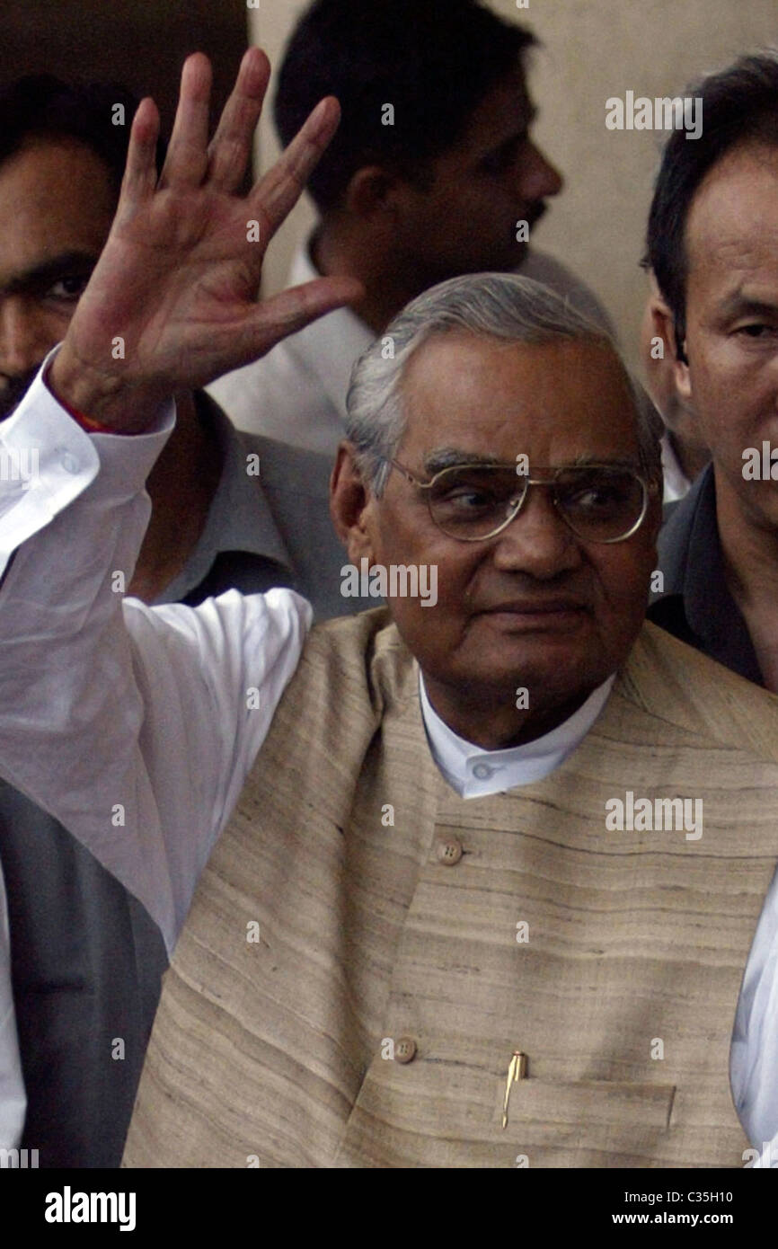 Atal bihari vajpayee hi-res stock photography and images - Alamy