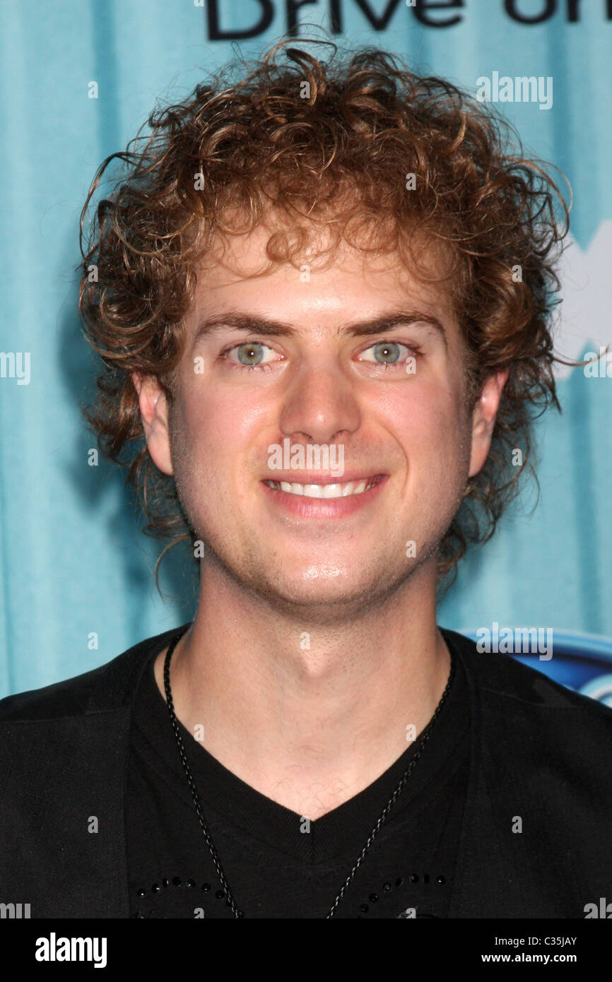 Scott MacIntyre American Idol's 'The Top 12 Party' - Red Carpet ...