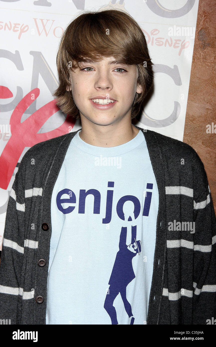 Cole Sprouse Cast of Disney Channel's Hit Series 'The Suite Life on ...
