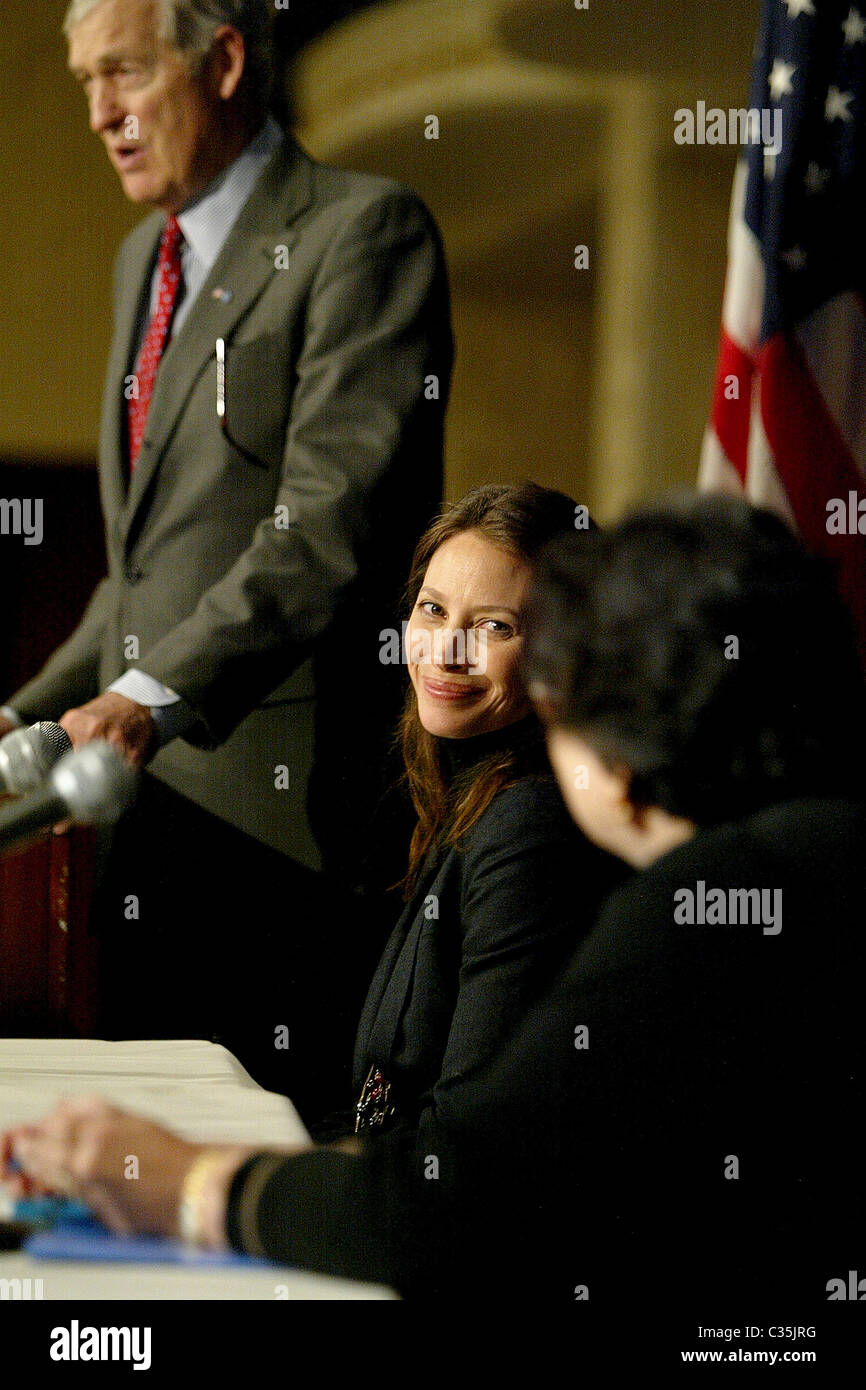 Thoraya obaid hi-res stock photography and images - Alamy