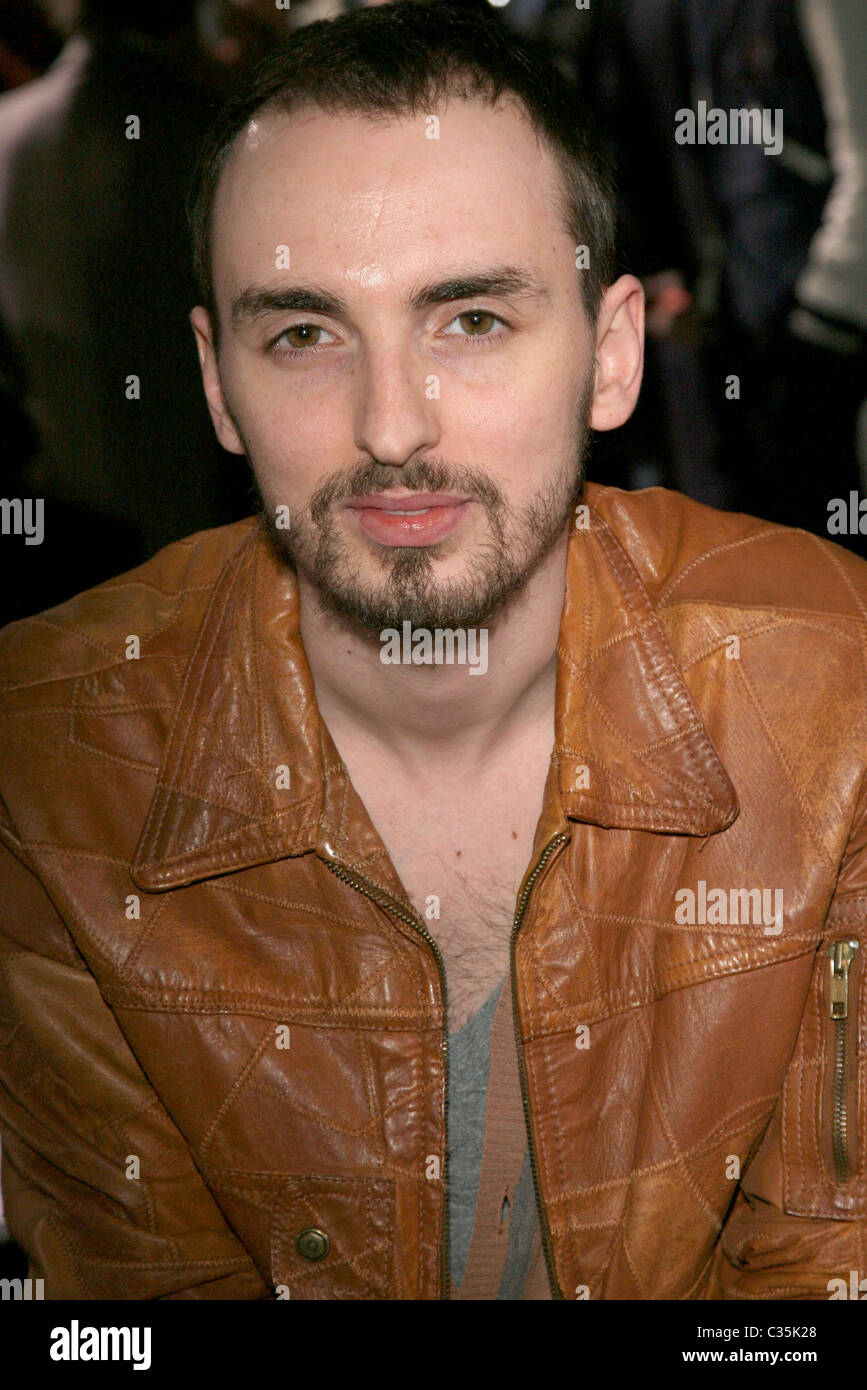 Christophe Willem Paris Fashion Week - Vivienne Westwood Ready-to-Wear ...