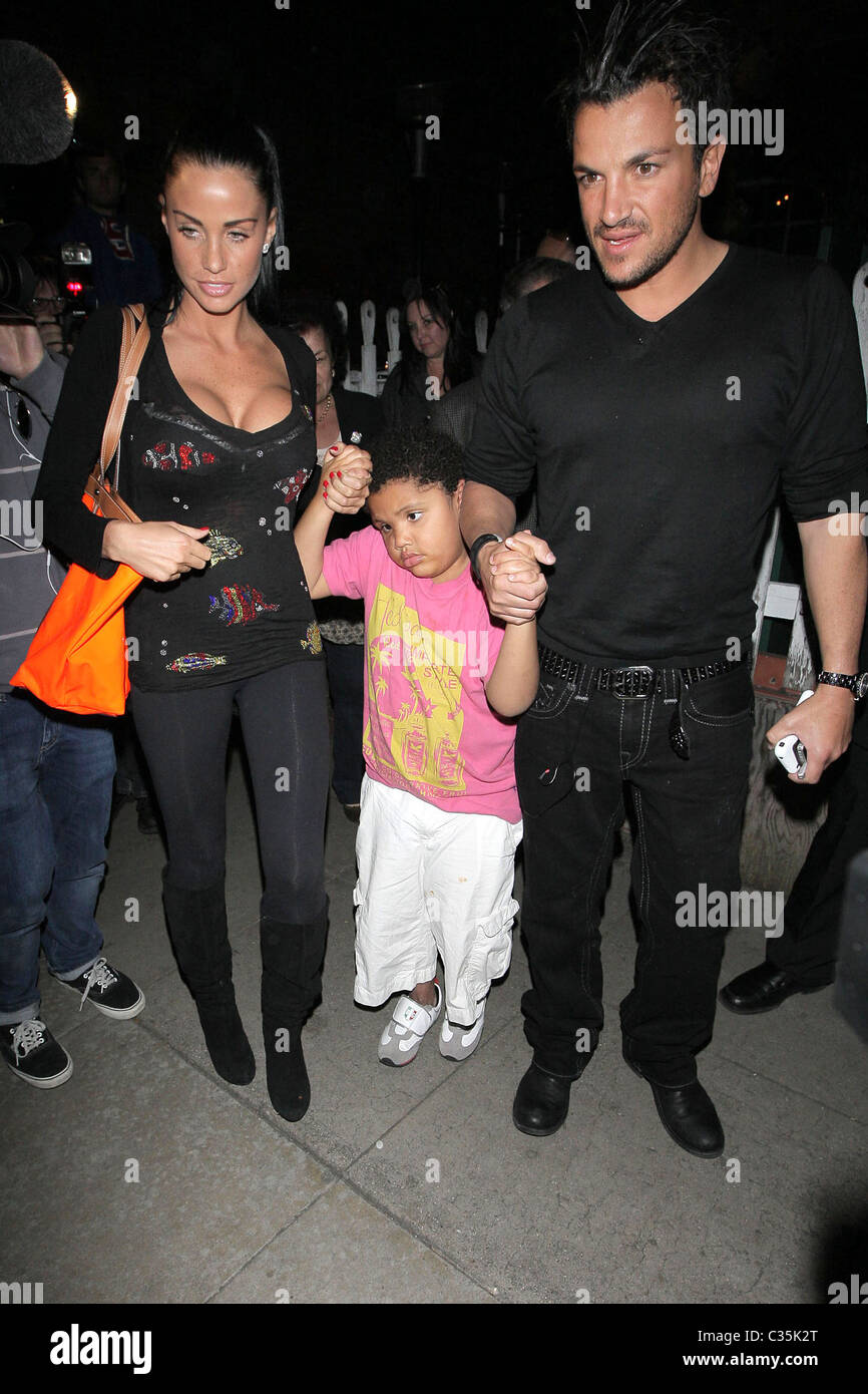 Katie Price, aka Jordan, Peter Andre, and their son, Harvey, have ...