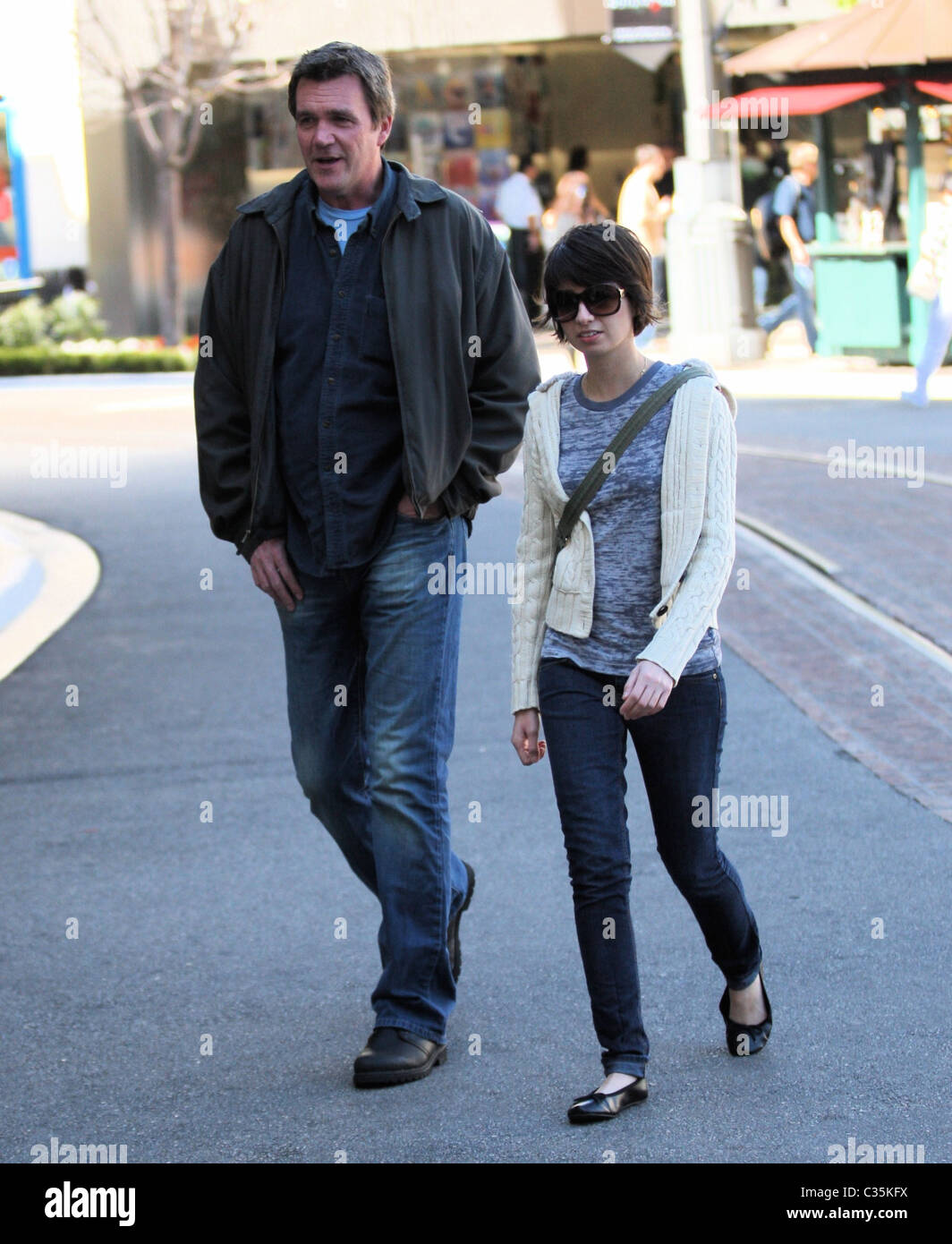 Neil flynn hi-res stock photography and images - Alamy