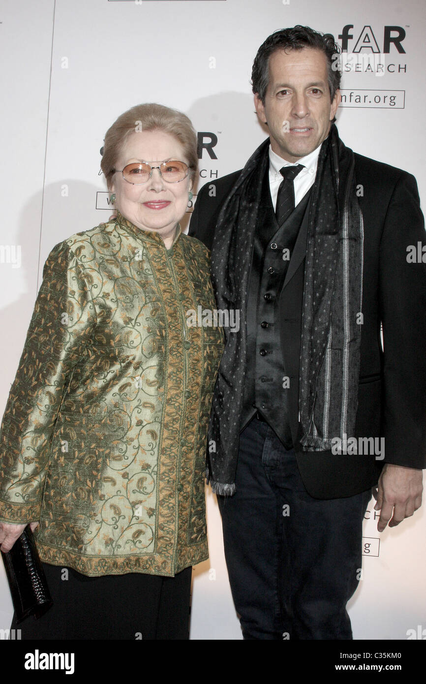 Dr mathilde krim hi-res stock photography and images - Alamy