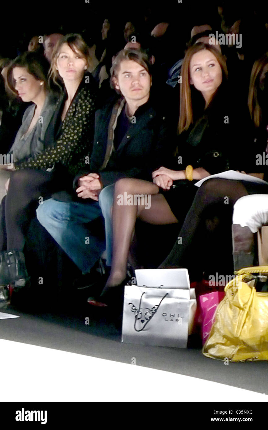 Jessica Biel and Emile Hirsch Mercedes-Benz IMG New York Fashion Week ...