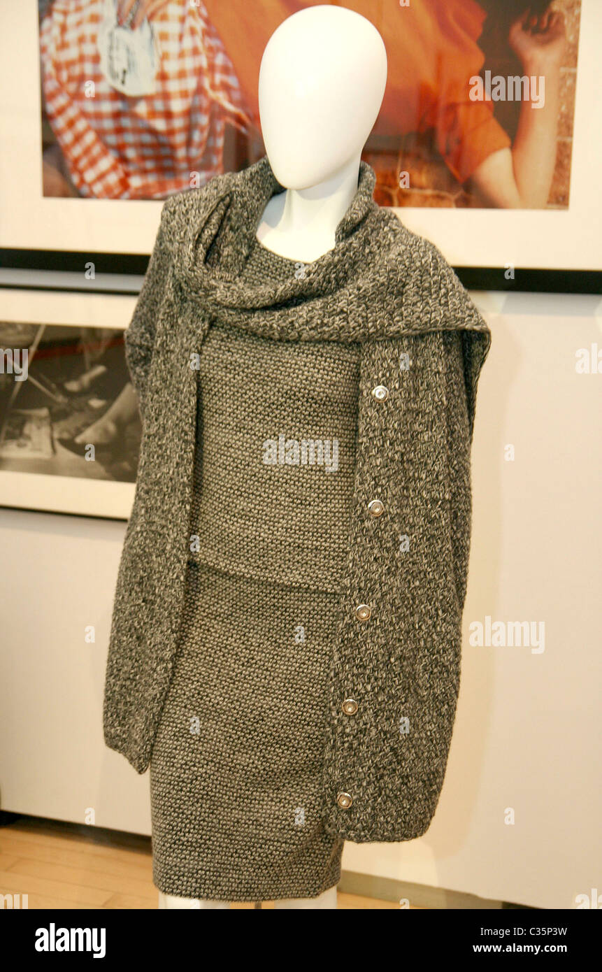 Mercedes-Benz IMG New York Fashion Week Fall 2009 - Vittadini ...