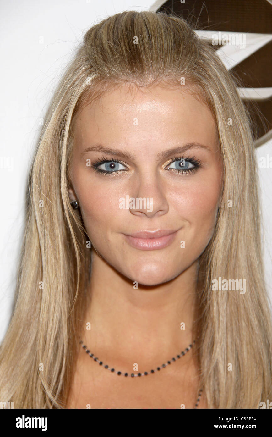 Brooklyn decker 2009 hi-res stock photography and images - Alamy