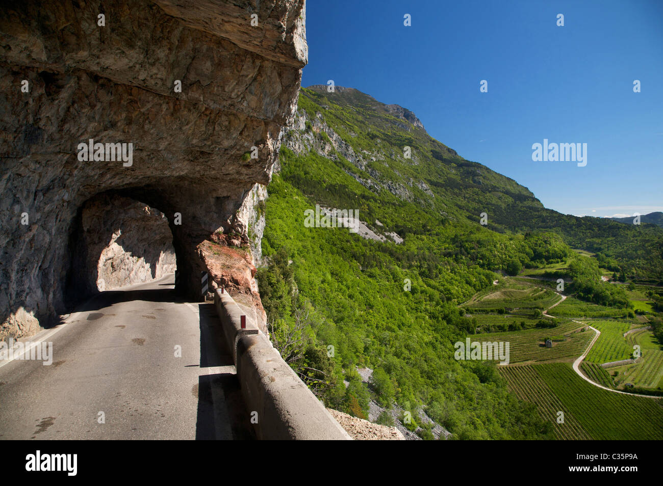 Gallery horizontal hi-res stock photography and images - Alamy
