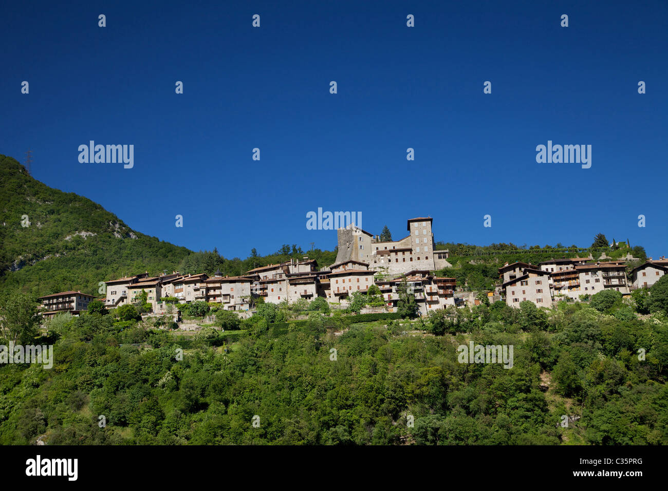 Tenno hi-res stock photography and images - Alamy