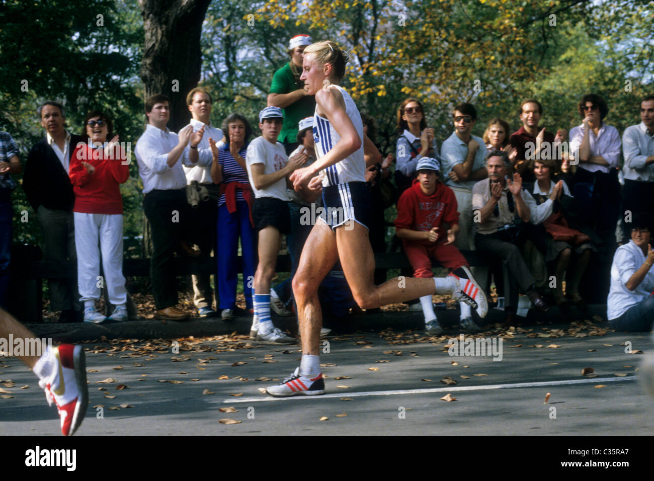 Grete Waitz (NOR) at the 1984 New York City Marathon Stock Photo - Alamy