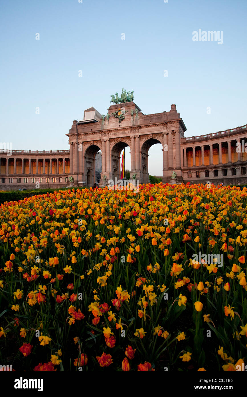 Triumphal arch at the Parc du Cinquantenaire (Jubelpark). The ...