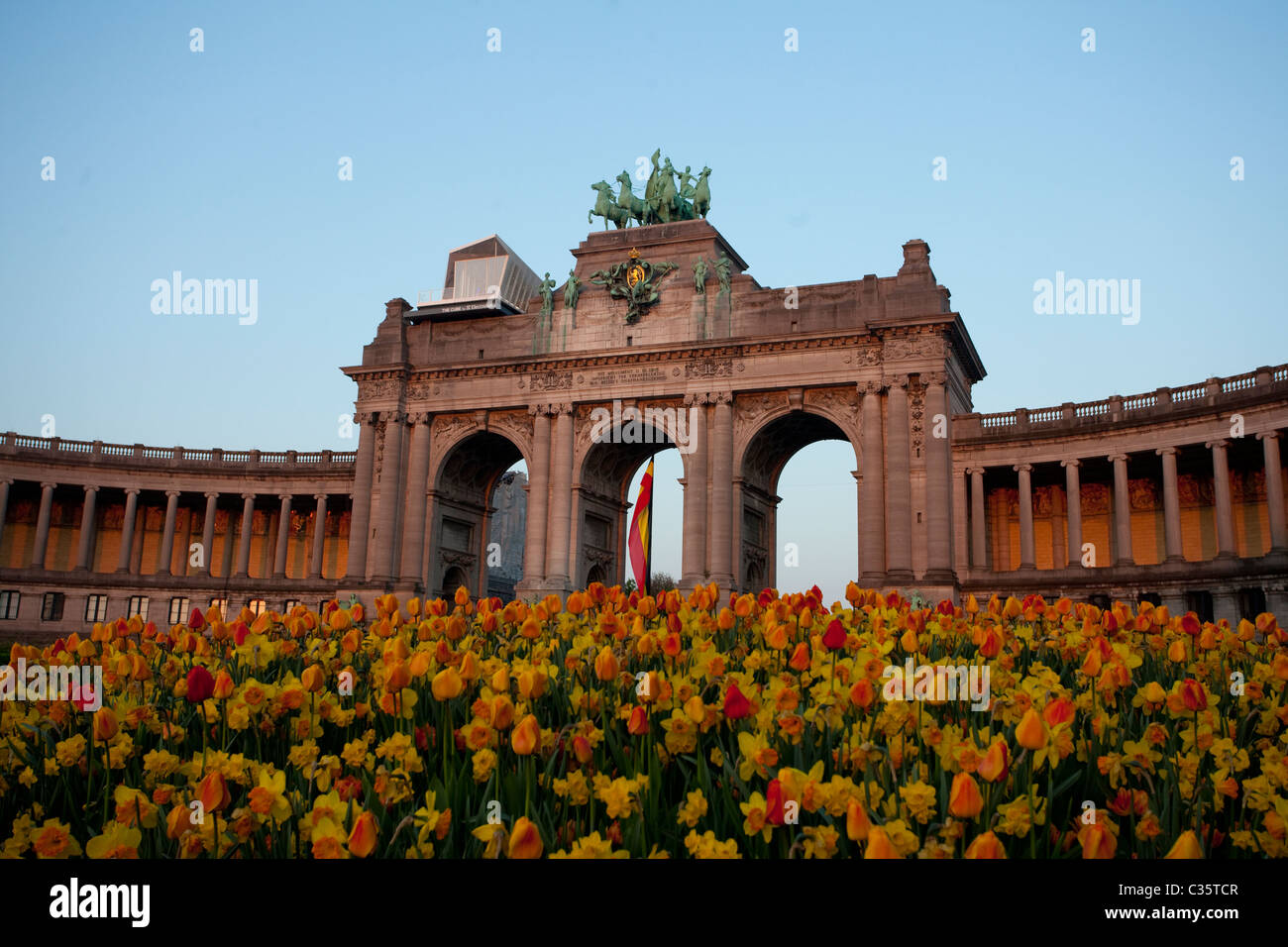 Triumphal arch at the Parc du Cinquantenaire (Jubelpark). The ...
