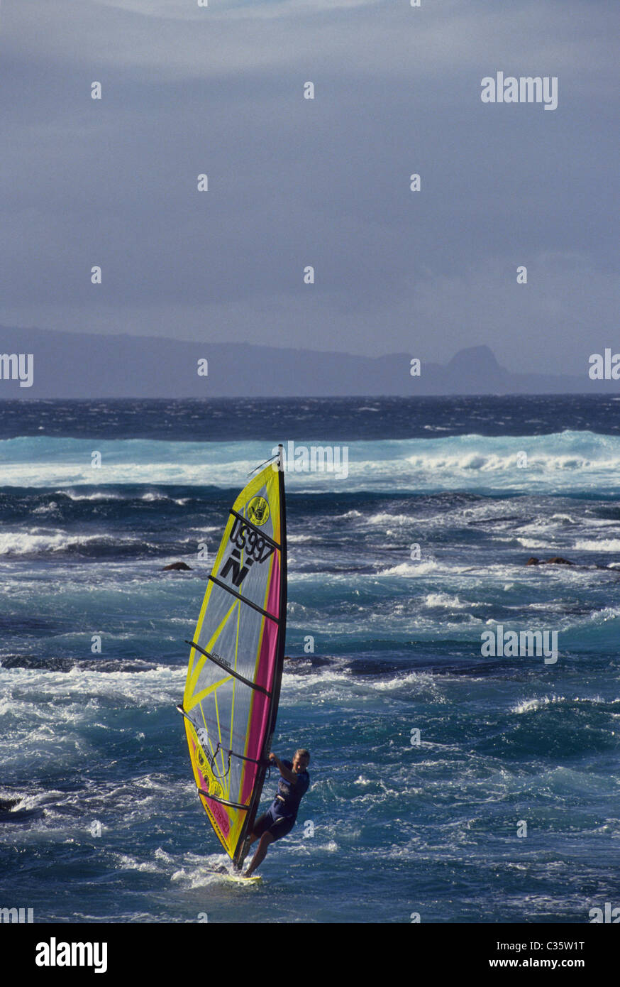 Windsurfing, Ocean, Maui, Hawaii, Hookipa Beach Stock Photo - Alamy