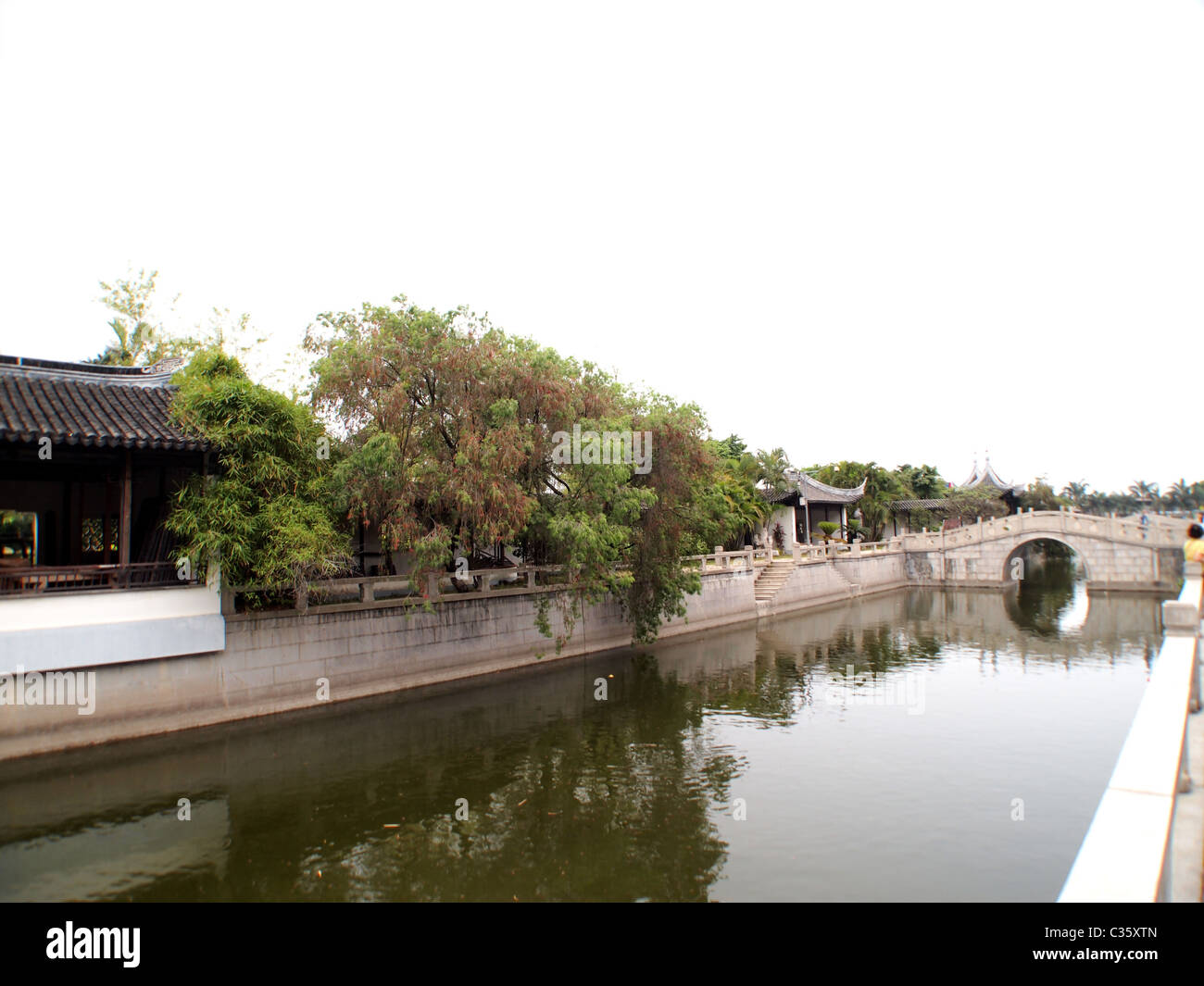Traditional chinese architecture hi-res stock photography and images ...