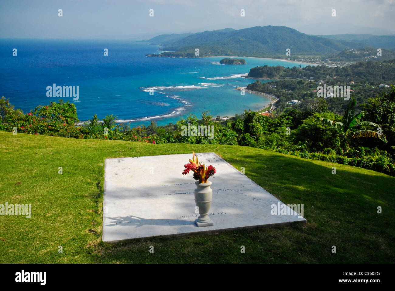 Grave of Noel Coward at Firefly, the Jamaican home of Noel Coward ...