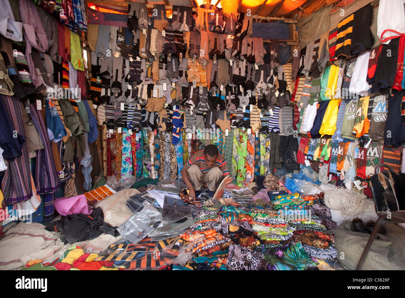 Clothes Market Stall High Resolution Stock Photography and Images - Alamy
