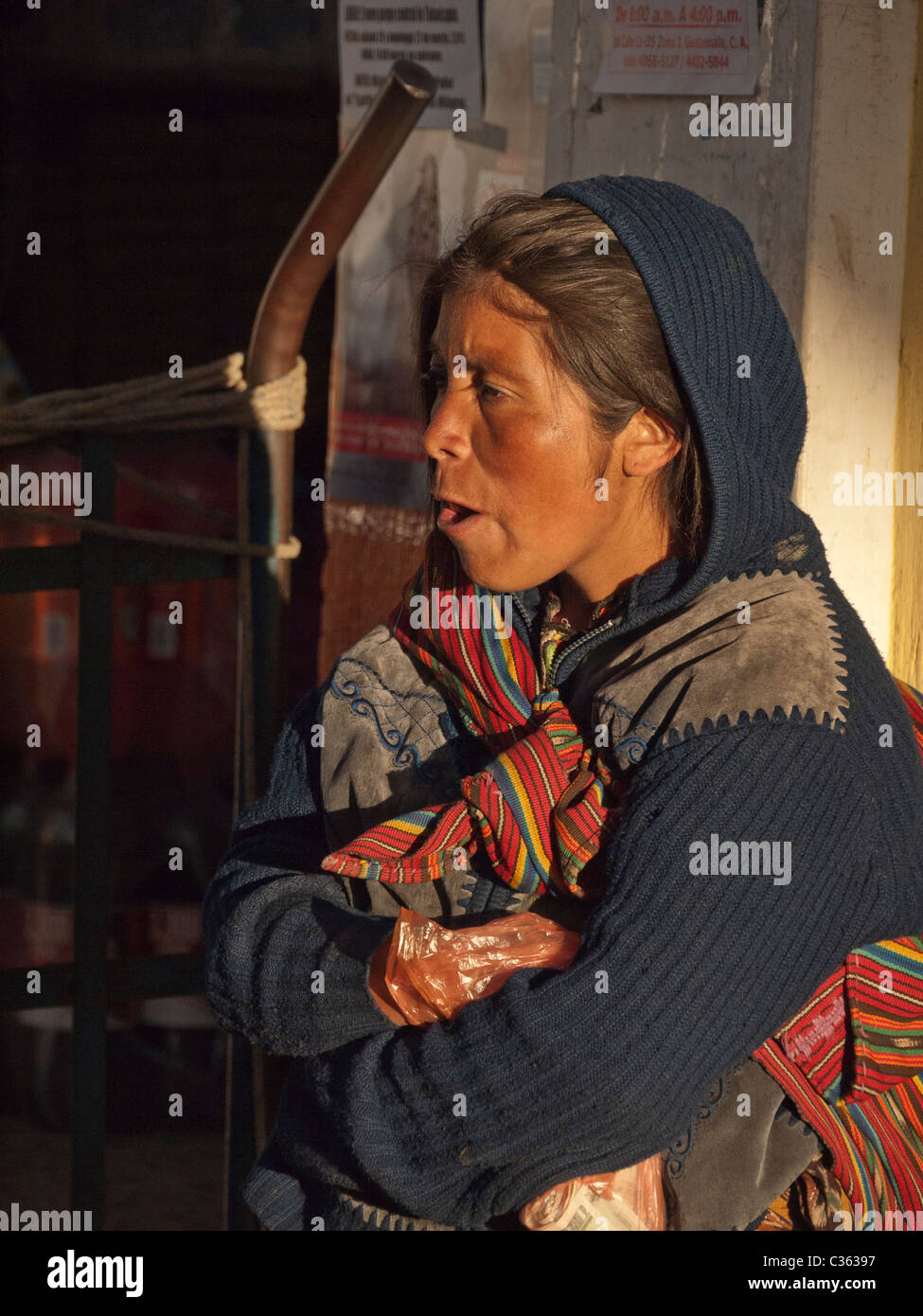Mayan traditional dress hi-res stock photography and images - Alamy