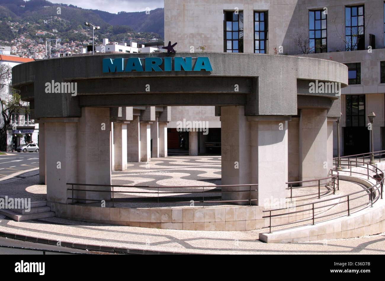 Marina building at Rua Fontes Funchal Madeira Stock Photo - Alamy