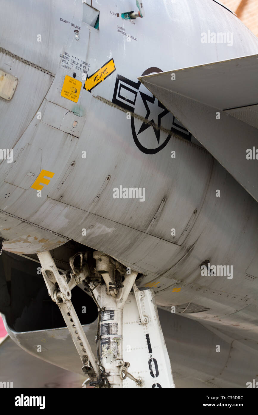 Us military jet fighter hi-res stock photography and images - Alamy