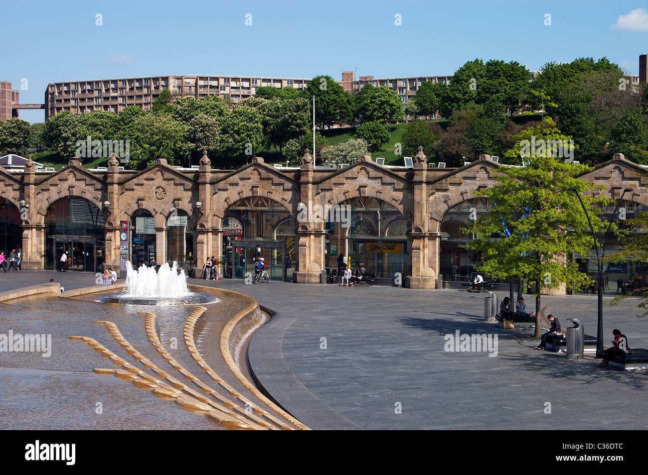 Sheaf Square and Sheffield Railway Station Stock Photo - Alamy