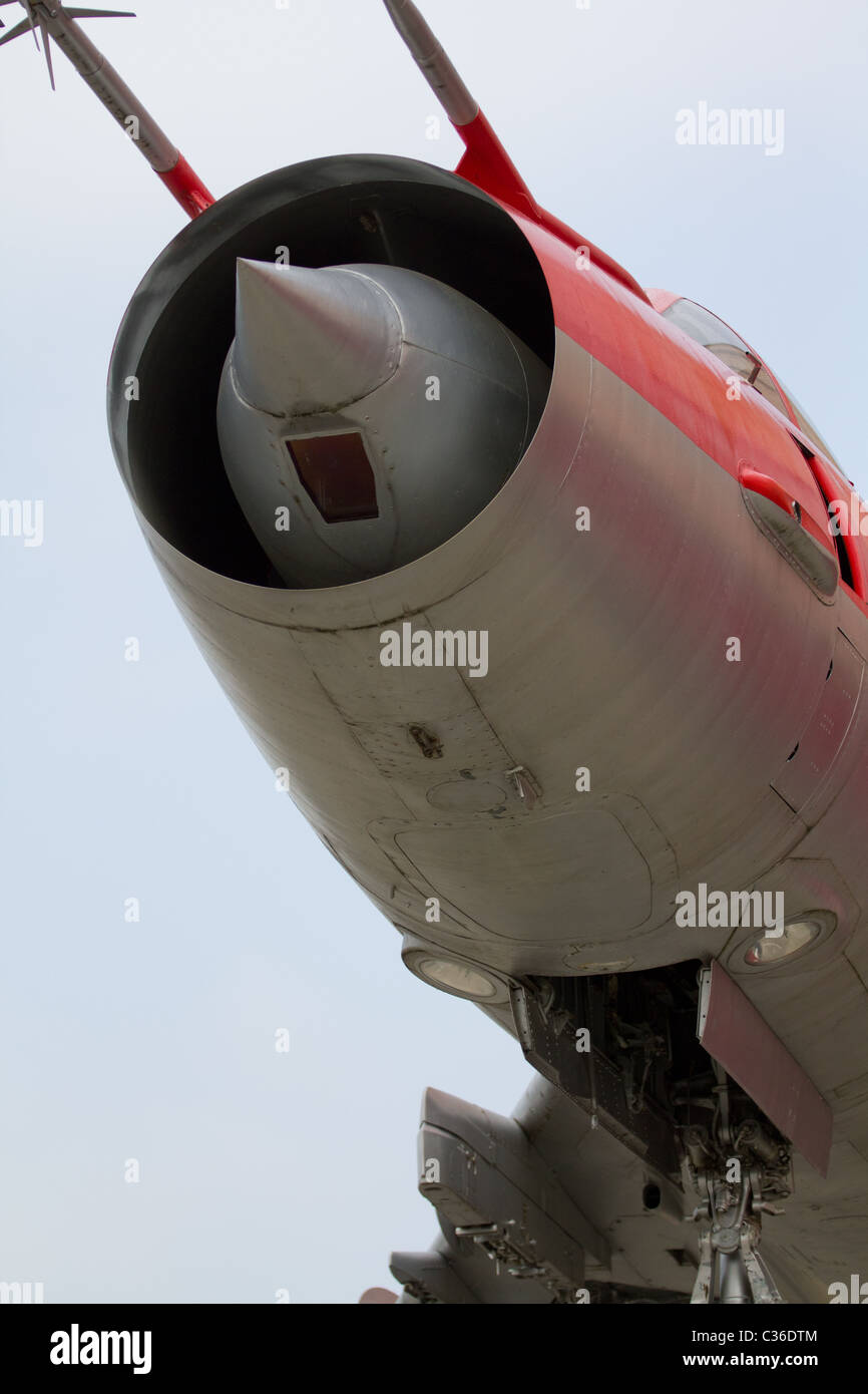 Gray jet plane hi-res stock photography and images - Alamy