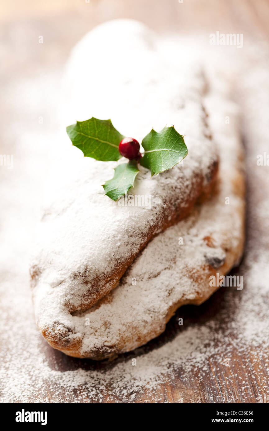 closeup of christmas stollen Stock Photo - Alamy