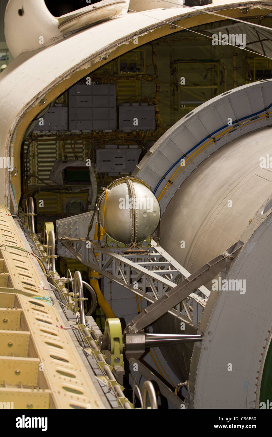 Space shuttle engines hi-res stock photography and images - Alamy