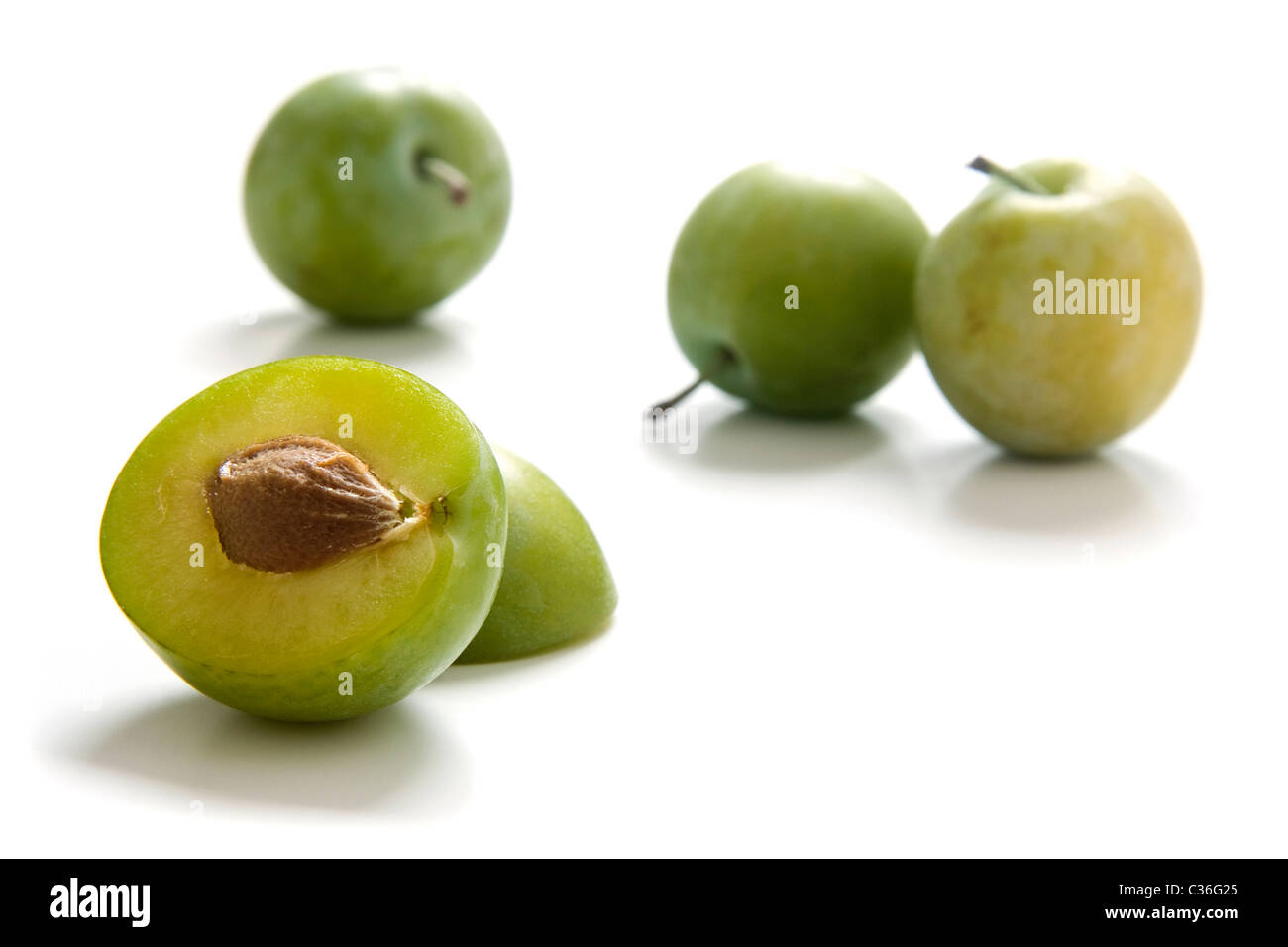 Greengage plum hi-res stock photography and images - Alamy
