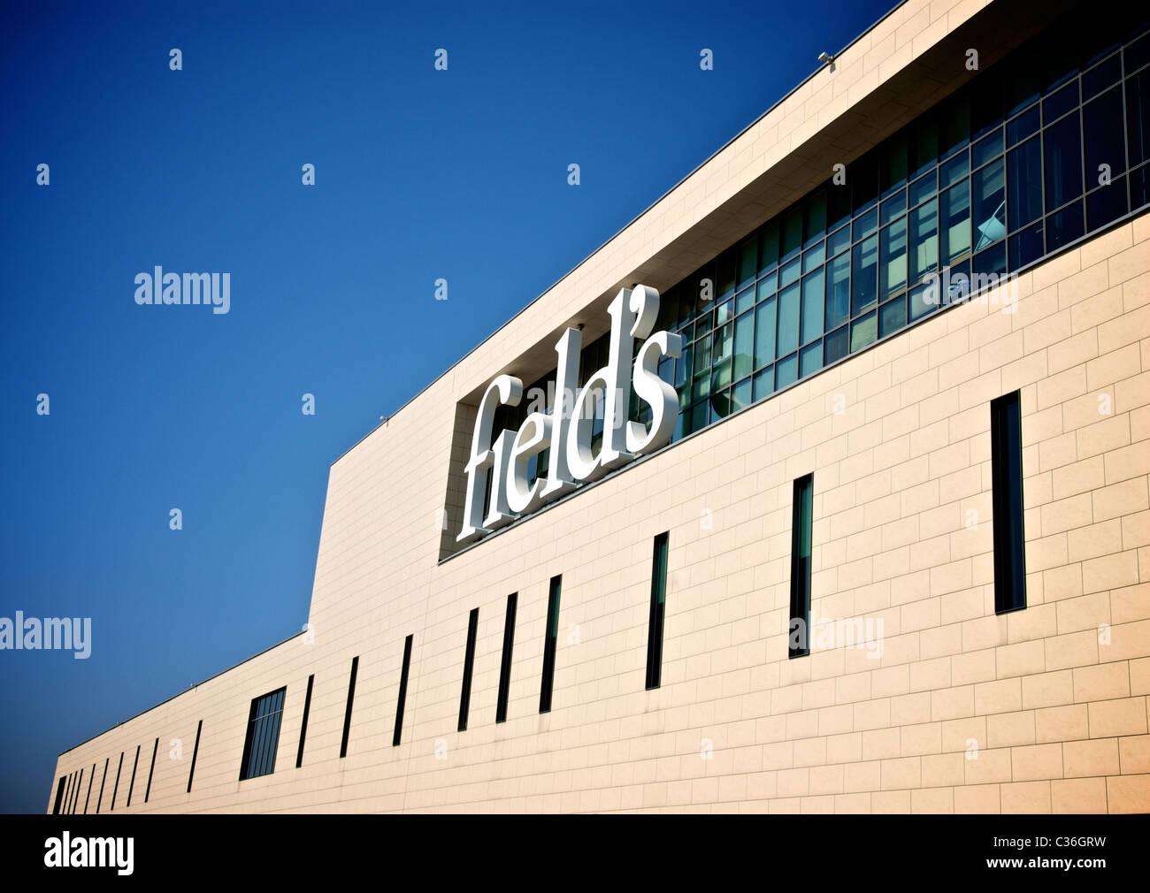 FIELD'S SHOPPING MALL Stock Photo - Alamy
