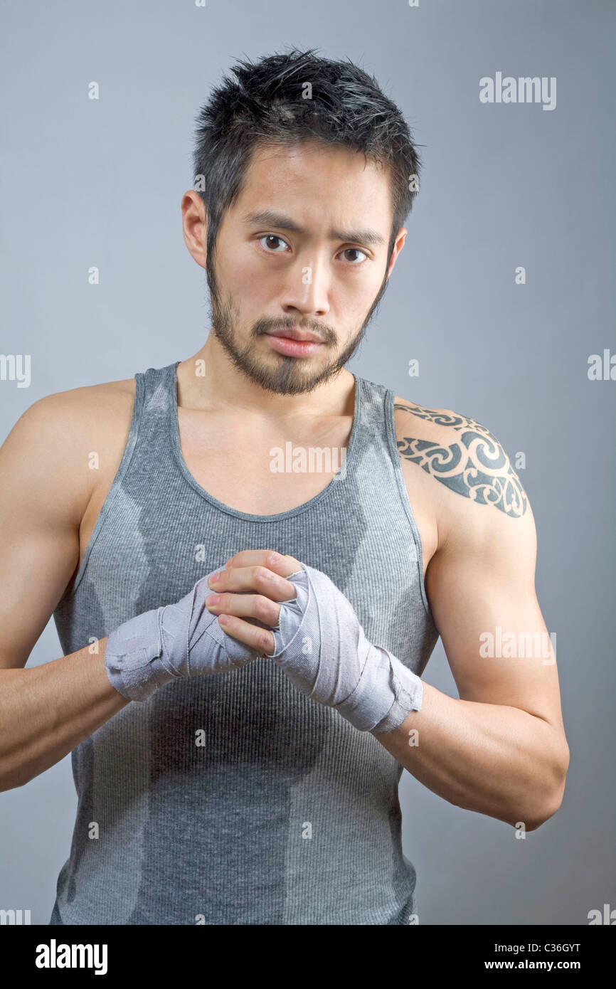 Box boxer chinese boxer fight hi-res stock photography and images - Alamy