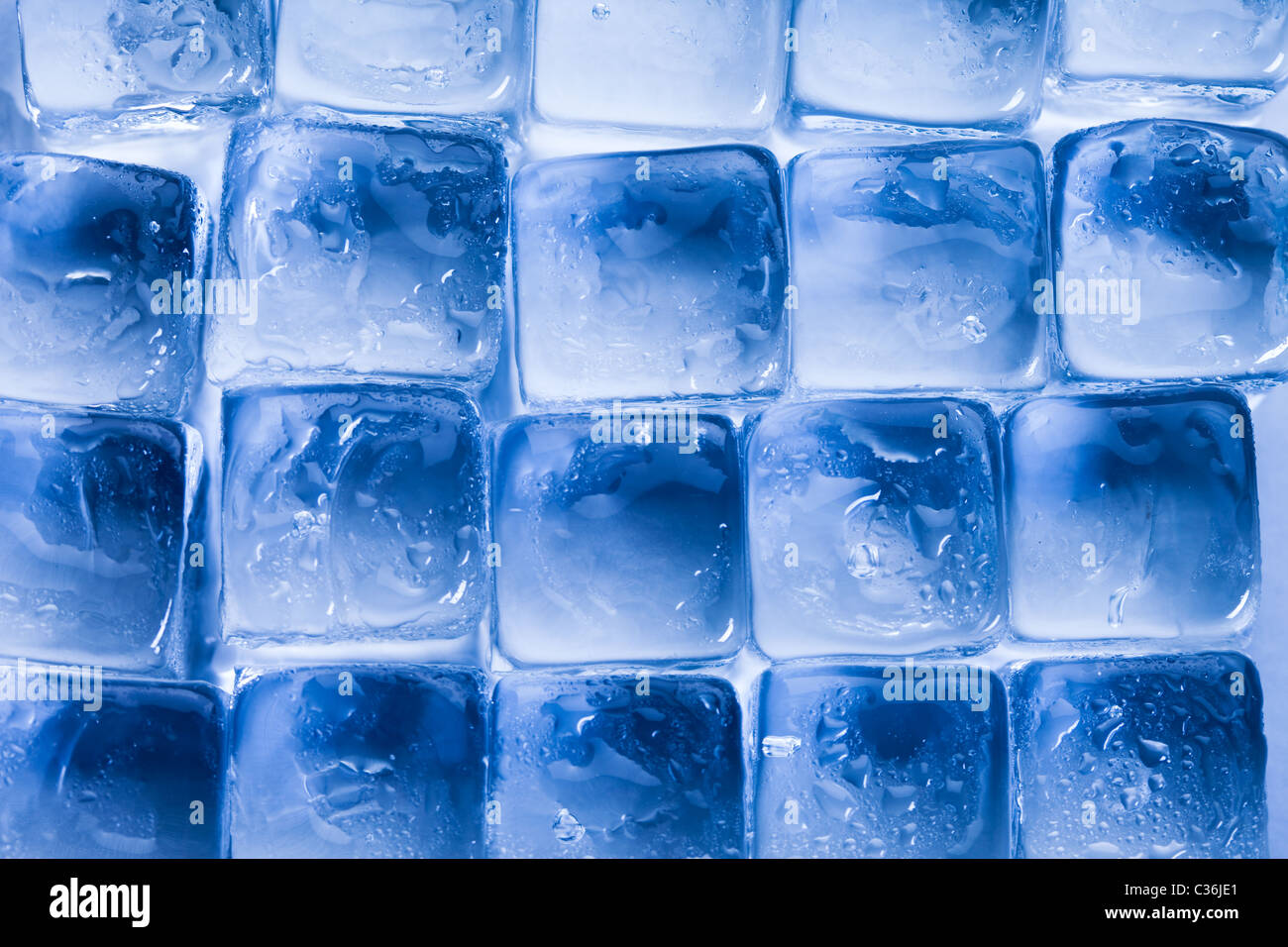 Ice cubes & aqua Stock Photo - Alamy
