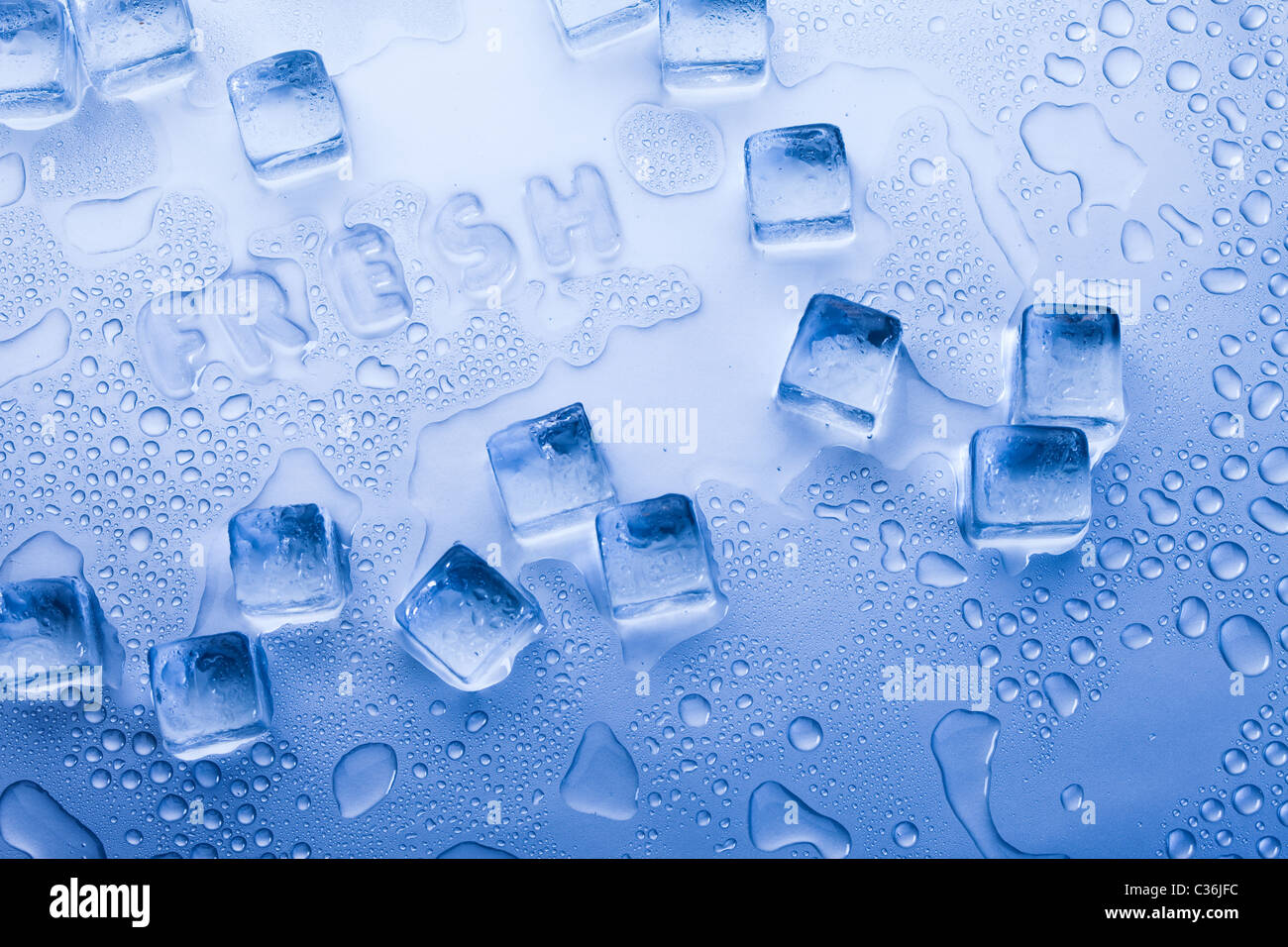 Ice cubes & aqua Stock Photo - Alamy