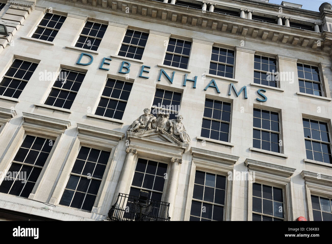 Debenhams nottingham hi-res stock photography and images - Alamy