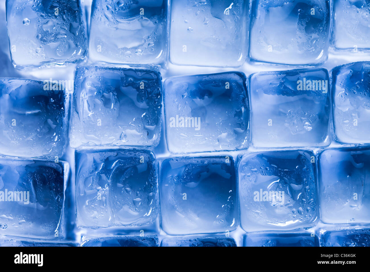 Ice cubes & aqua Stock Photo - Alamy