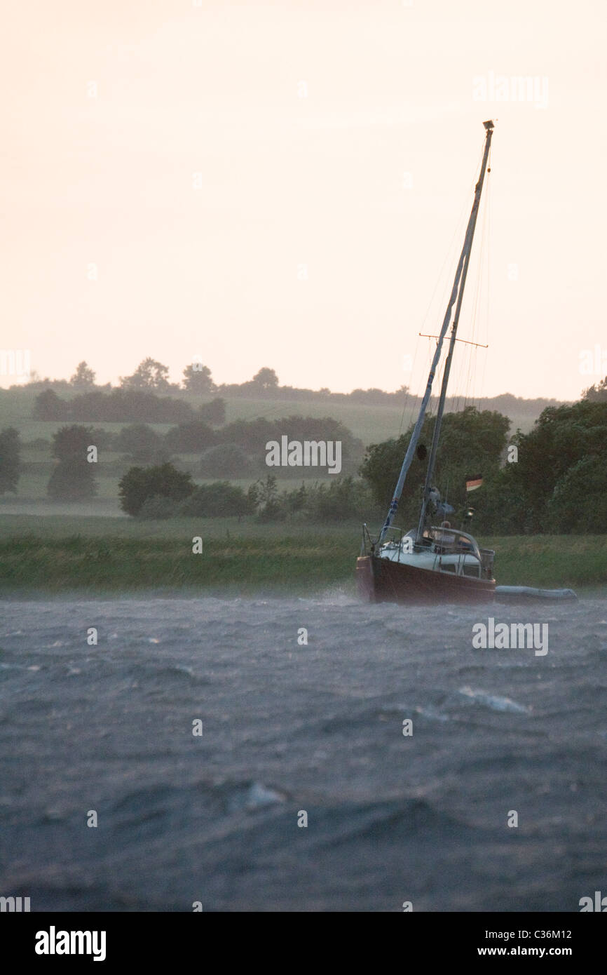 Sailing in strong wind hi-res stock photography and images - Alamy