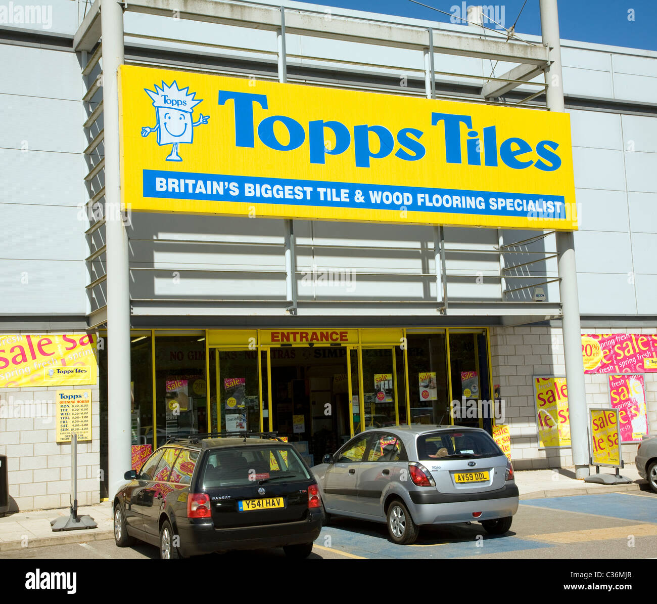 Topps tiles hi-res stock photography and images - Alamy