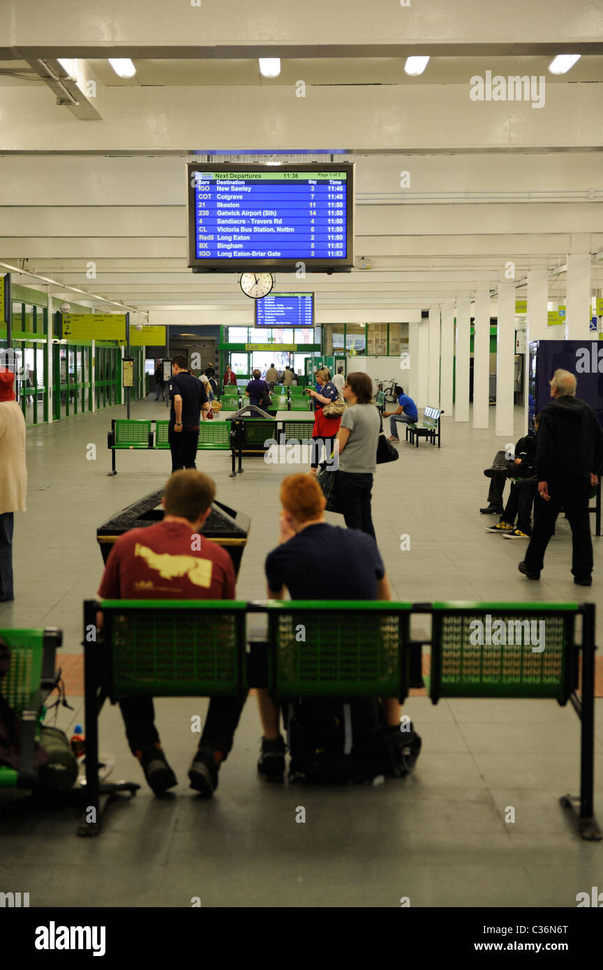 Nottingham bus hi-res stock photography and images - Alamy