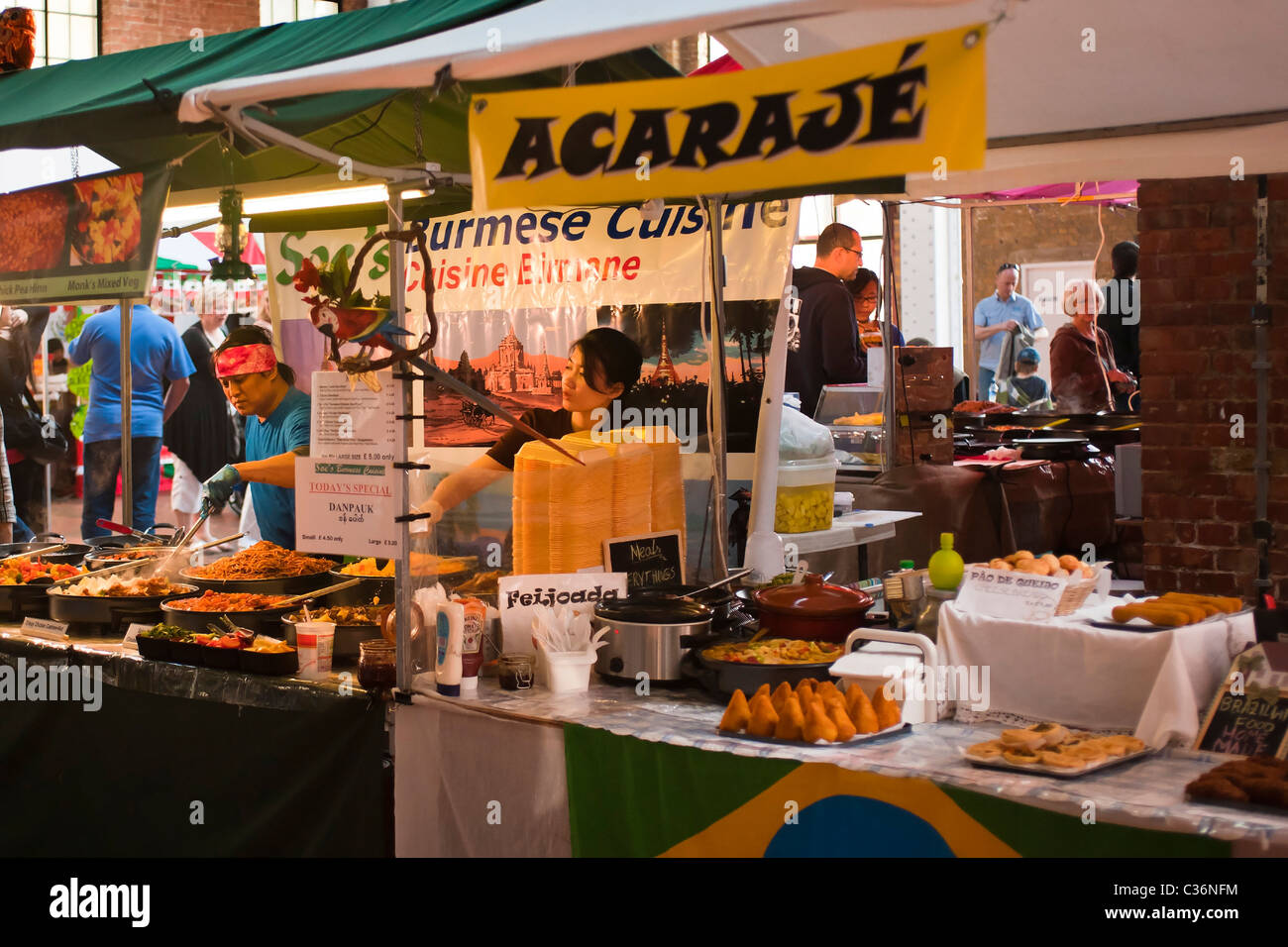Food Stall Stock Photos & Food Stall Stock Images - Alamy