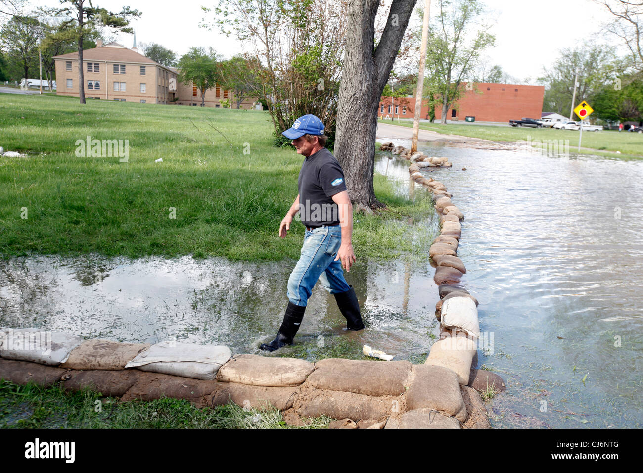 The Mississippi River floodwater in the Red Star District of Cape ...