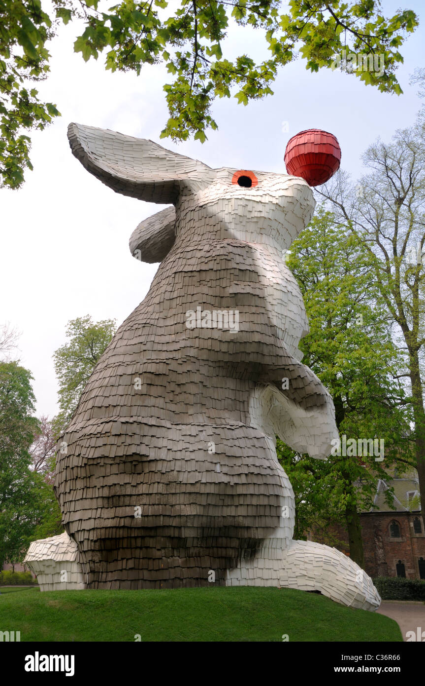 Uitkijkkonijn hi-res stock photography and images - Alamy