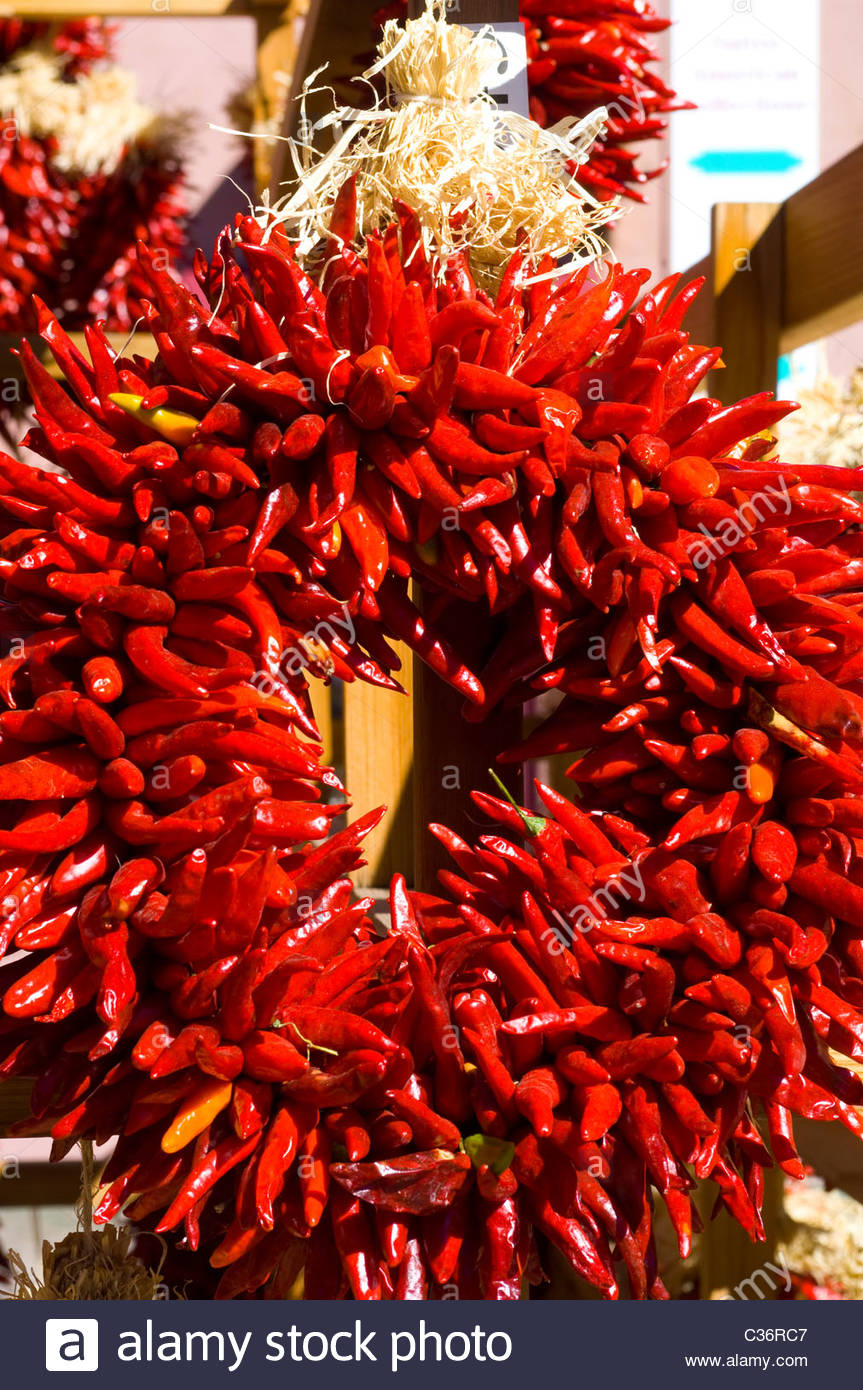 Chile Ristras Stock Photos & Chile Ristras Stock Images - Alamy
