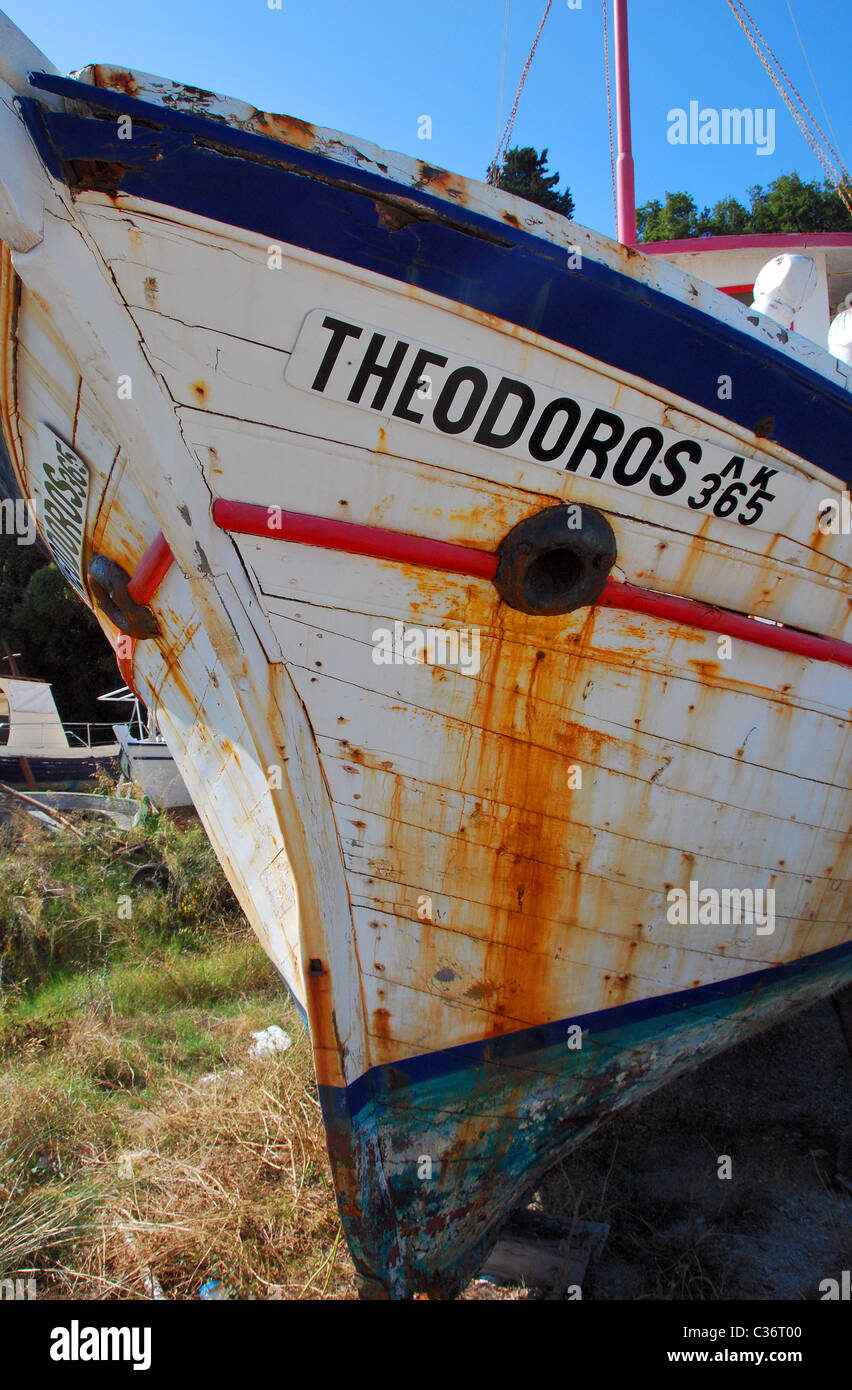 Carvel built boat hi-res stock photography and images - Alamy