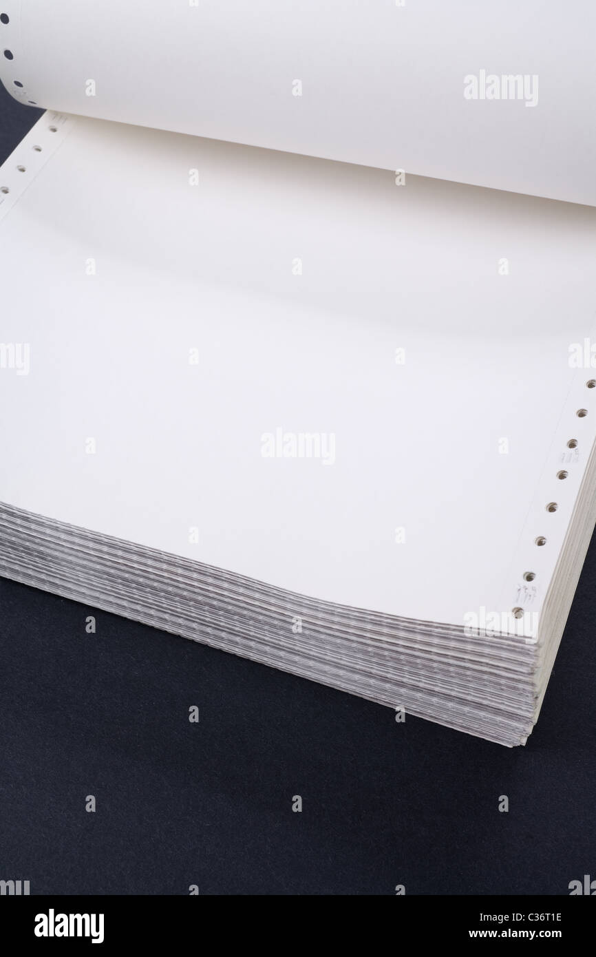 Computer printout paper hi-res stock photography and images - Alamy