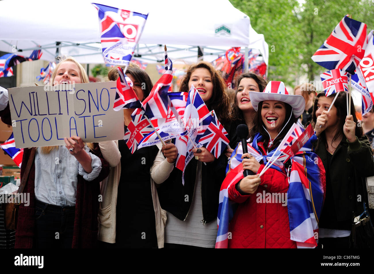 Royal Wedding Crowds Faces and People.29th April 2011 .Prince William ...