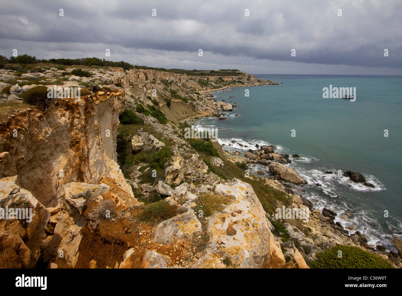 marfa ridge walk isle of malta Stock Photo - Alamy