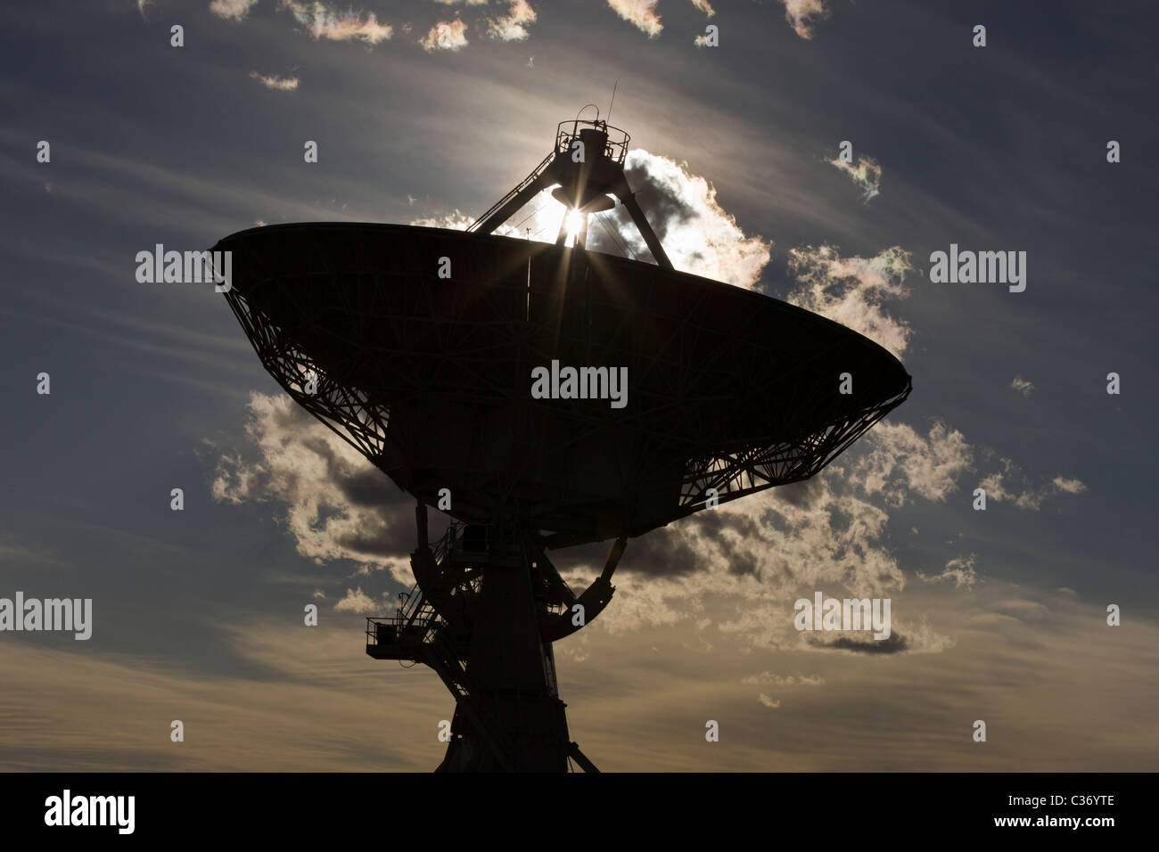Worlds largest radio telescope hi-res stock photography and images - Alamy